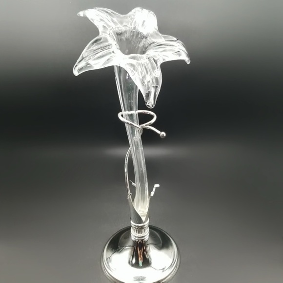 Vintage | Accents | Vintage Oneida Glass Vase Tall Amaryllis Flower ...